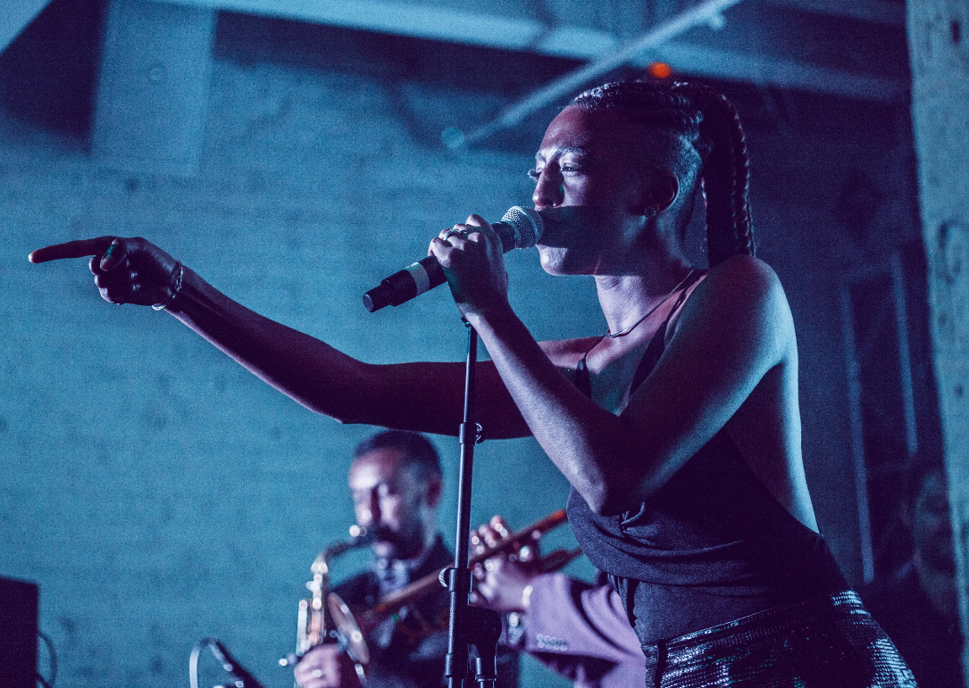 Hiring Live Music Artists and Performers - ONQ Live