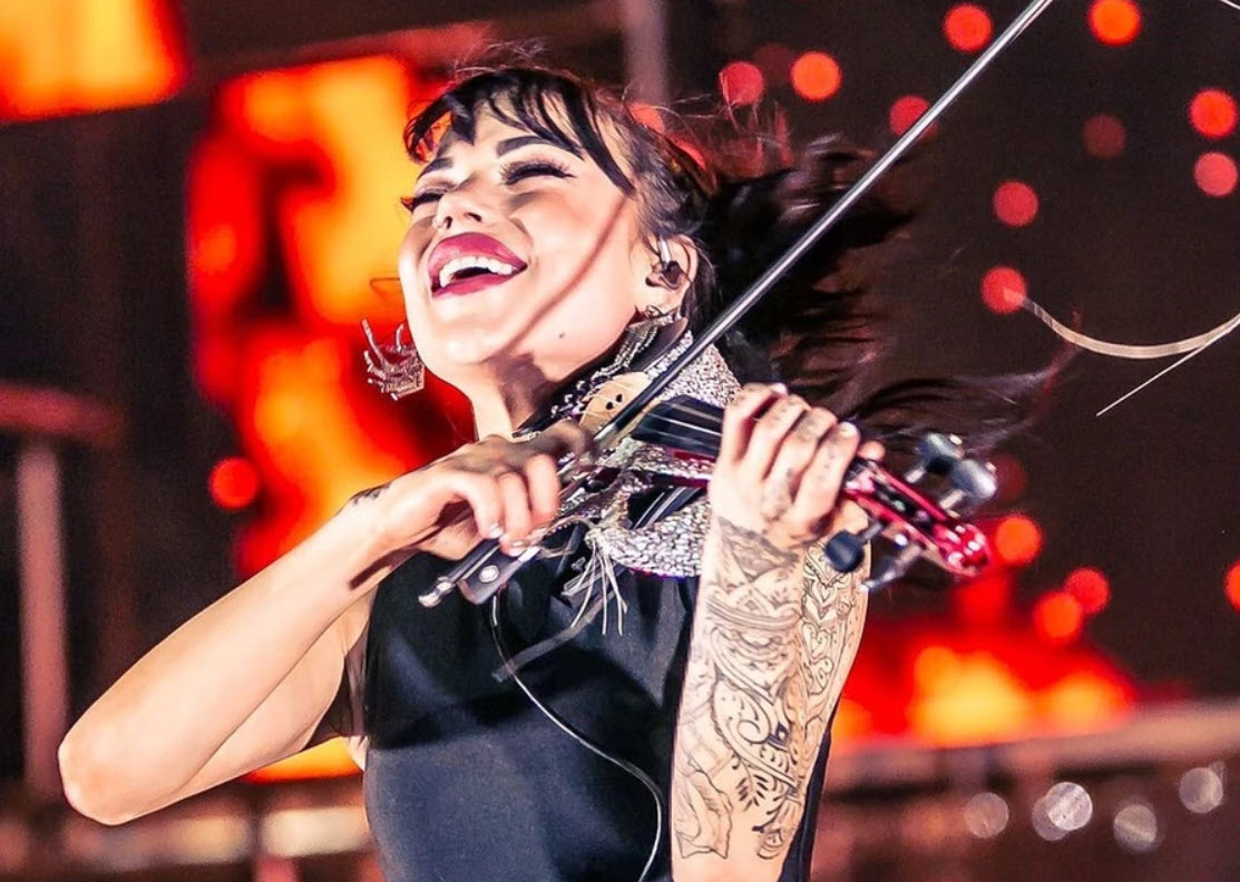 ANGELA SMART - ONQ Live
